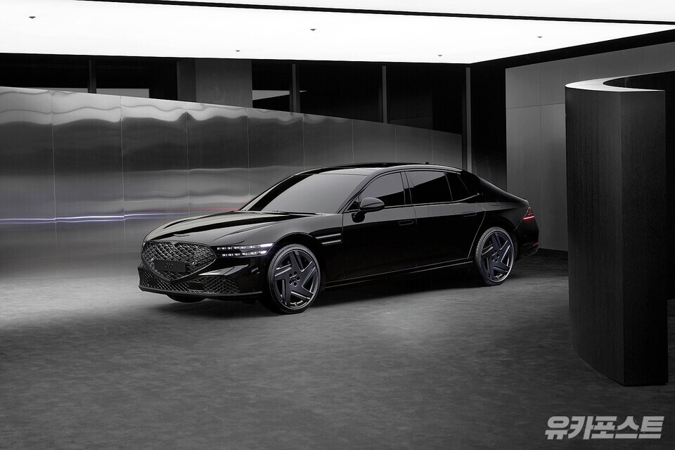 "매력적인 블랙" 제네시스 G90 블랙 고급스러움 더했다. 신차 가격 1억 3800만원부터