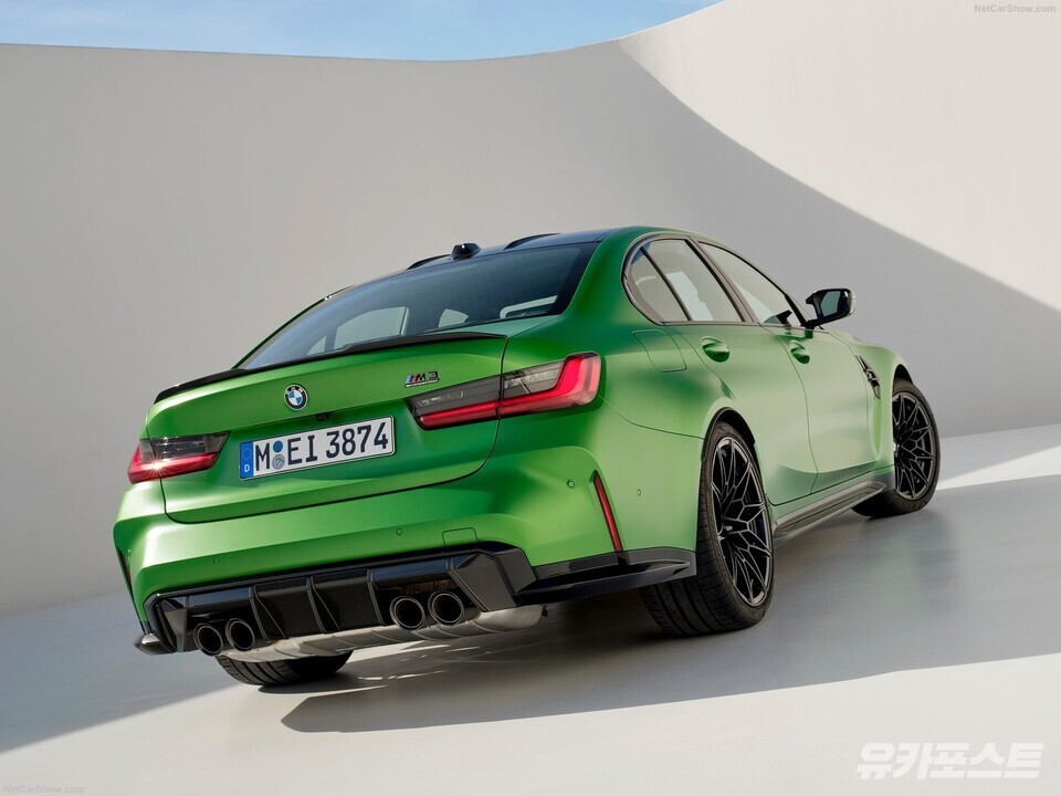 BMW, 2025 M3 LCI 컴페티션 공개! 더욱 강력한 퍼포먼스 주목