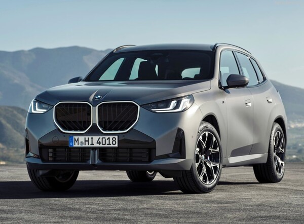 BMW X3 풀체인지 출시! 7년 만에 돌아온 4세대 풀체인지 가격은 6890만원부터...