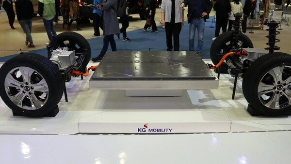 KGM, EVX에 '알파'를 더하다... 가성비 전기 SUV의 결정판 '토레스 EVX 알파' 출시!