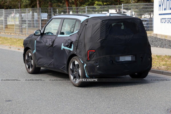 기아 EV2 테스트카 포착, EV3보다 더 작은 전기 SUV 출시 임박