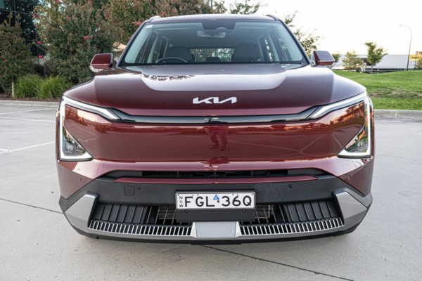 기아, 'EV5' CATL 삼원계 배터리 탑재, 차박·패밀리 다 잡은 전기 SUV... 9월 국내 출시 예정