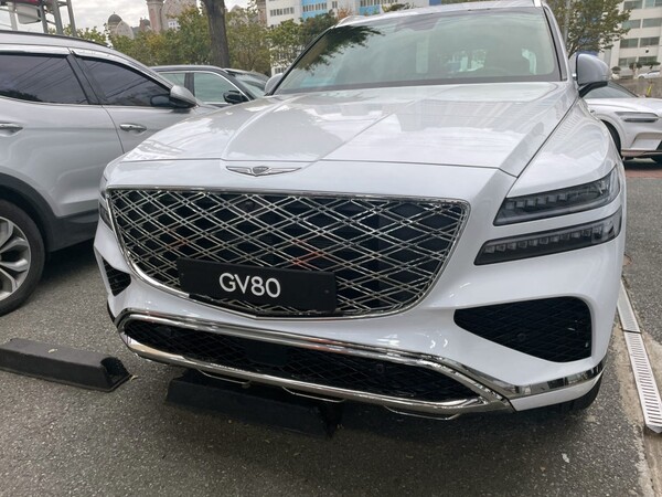 제네시스 GV80 독주 체제 흔드나.. 볼보 XC90-아우디 Q5, 프리미엄 SUV 격돌 본격화