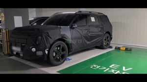 "고성능 전기차 SUV 온다" 기아 600마력대 대형 SUV EV9 GT 스파이샷 포착